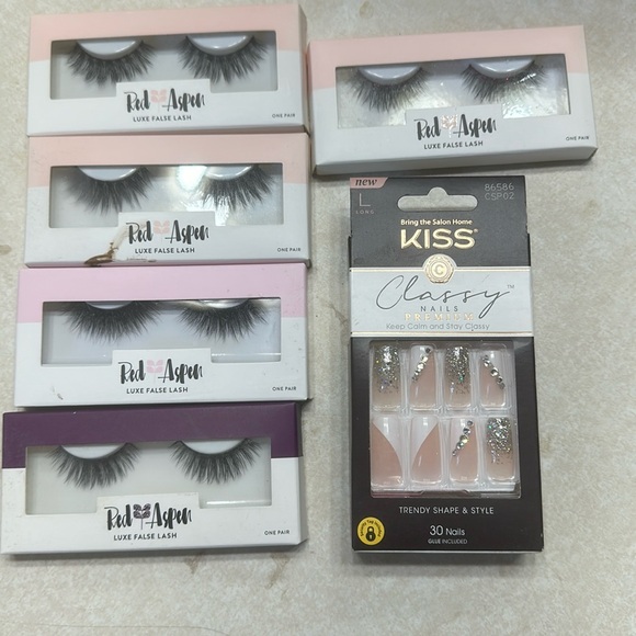 Red Aspen | Makeup | 5 Never Used Red Aspen Lash Set And Never Used ...